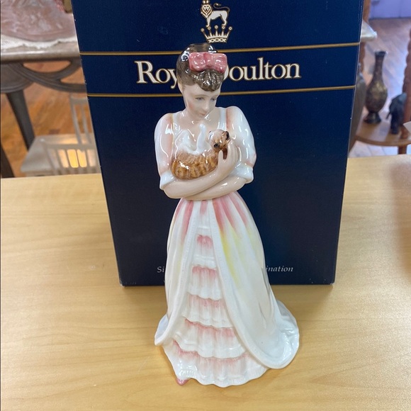 Royal Doulton | Art | Royal Doulton Lady Figurine In Pink And White ...
